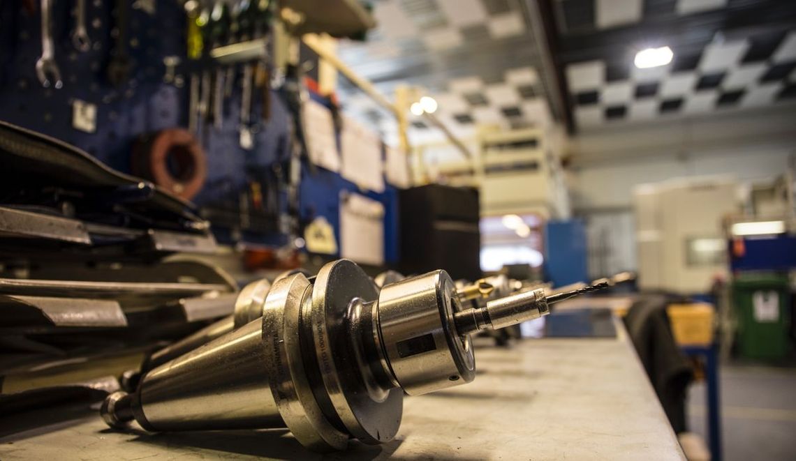 Forside | JB Maskinering A/S